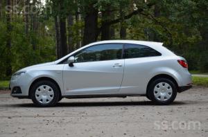 Grey SEAT Ibiza 2012 in Riga, with an engine capacity of 1.60 L and mileage of 315 thousand km for 2790 €, photo 7 on AUTOMOTO.COM.LV