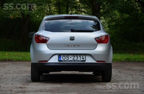 SEAT Ibiza 2012 Rīga vietnē Pelēks SEAT Ibiza 2012 Rīga, ar dzinēja tilpumu 1.60 L un nobraukumu 315 tūkst. km par 2790 €, foto 9 vietnē AUTOMOTO.COM.LV