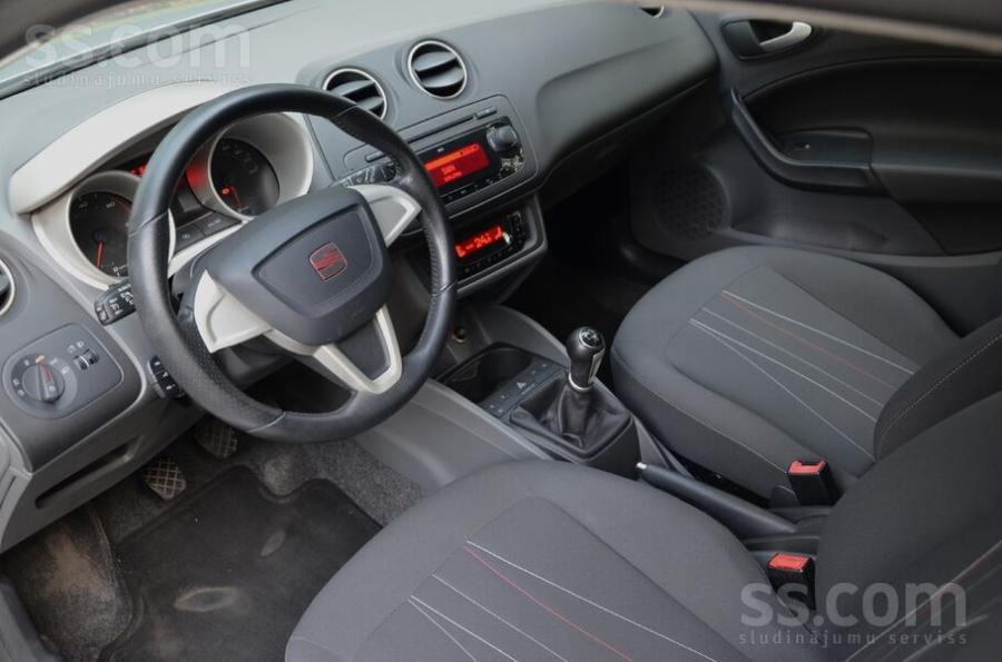 Grey SEAT Ibiza 2012 in Riga, with an engine capacity of 1.60 L and mileage of 315 thousand km for 2790 €, photo 15 on AUTOMOTO.COM.LV