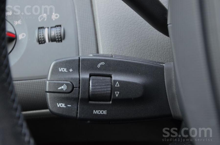 Grey SEAT Ibiza 2012 in Riga, with an engine capacity of 1.60 L and mileage of 315 thousand km for 2790 €, photo 20 on AUTOMOTO.COM.LV