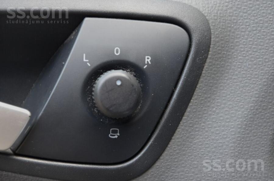 Grey SEAT Ibiza 2012 in Riga, with an engine capacity of 1.60 L and mileage of 315 thousand km for 2790 €, photo 21 on AUTOMOTO.COM.LV