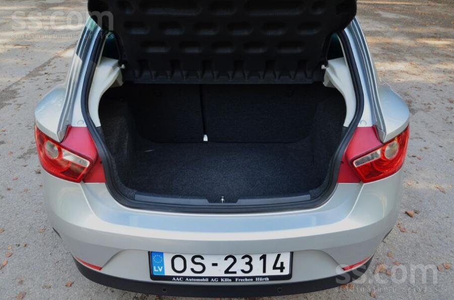 Grey SEAT Ibiza 2012 in Riga, with an engine capacity of 1.60 L and mileage of 315 thousand km for 2790 €, photo 26 on AUTOMOTO.COM.LV