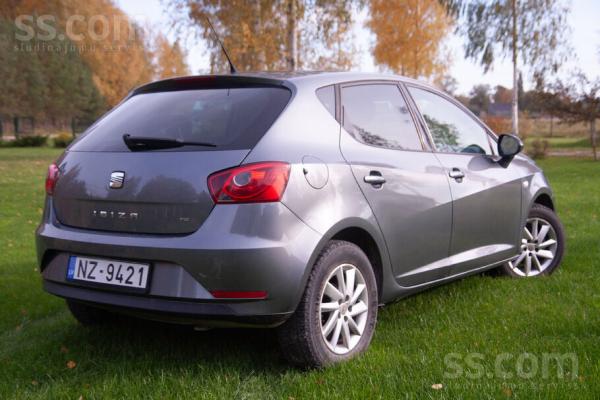 Pelēks SEAT Ibiza 2013 Jelgava, ar dzinēja tilpumu 1.60 L un nobraukumu 345 tūkst. km par 2700 €, foto 3 vietnē AUTOMOTO.COM.LV
