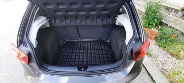 Pelēks SEAT Ibiza 2014 Kauņa, ar dzinēja tilpumu 1.20 L un nobraukumu 184 tūkst. km par 5800 €, foto 10 vietnē AUTOMOTO.COM.LV