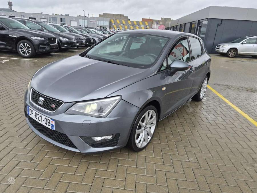 Grey SEAT Ibiza 2015 in Taurage, with an engine capacity of 1.97 L and mileage of 296 thousand km for 3700 €, photo 6 on AUTOMOTO.COM.LV