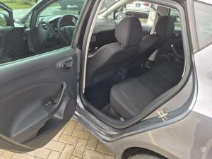 Grey SEAT Ibiza 2015 in Taurage, with an engine capacity of 1.97 L and mileage of 296 thousand km for 3700 €, photo 16 on AUTOMOTO.COM.LV