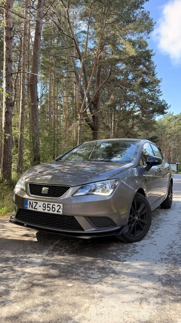 Pelēks SEAT Ibiza 2015 Liepāja, ar dzinēja tilpumu 1.40 L un nobraukumu 295 tūkst. km par 5200 €, foto 1 vietnē AUTOMOTO.COM.LV