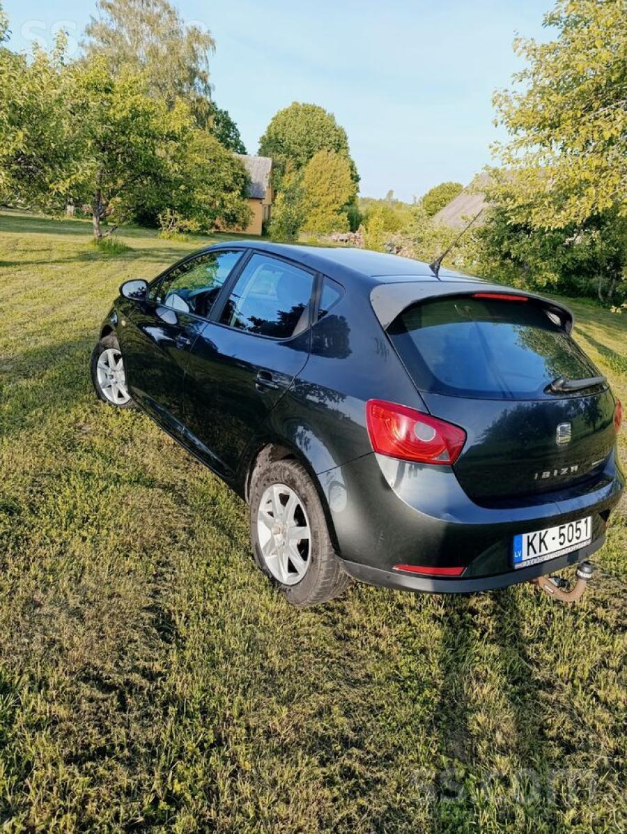 Pelēks SEAT Ibiza 2010 Kuldīga, ar dzinēja tilpumu 1.20 L un nobraukumu 264 tūkst. km par 1990 €, foto 2 vietnē AUTOMOTO.COM.LV