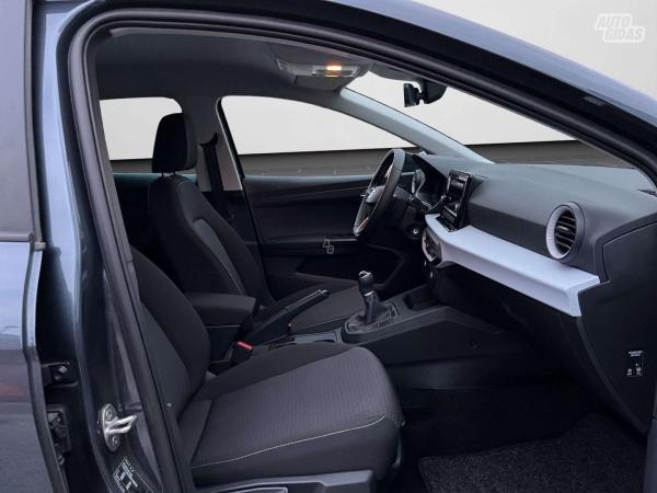 Pelēks SEAT Ibiza 2024 Kauņa, ar dzinēja tilpumu 1.00 L un nobraukumu 34 tūkst. km par 21688 €, foto 4 vietnē AUTOMOTO.COM.LV