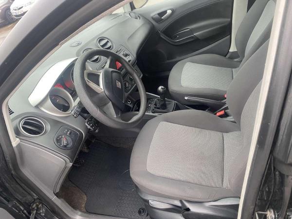 Grey SEAT Ibiza 2010 in Siauliai, with an engine capacity of 1.20 L and mileage of 281 thousand km for 2050 €, photo 11 on AUTOMOTO.COM.LV