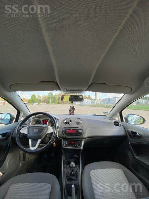 Pelēks SEAT Ibiza 2010 Valmiera, ar dzinēja tilpumu 1.60 L un nobraukumu 234 tūkst. km par 3700 €, foto 6 vietnē AUTOMOTO.COM.LV