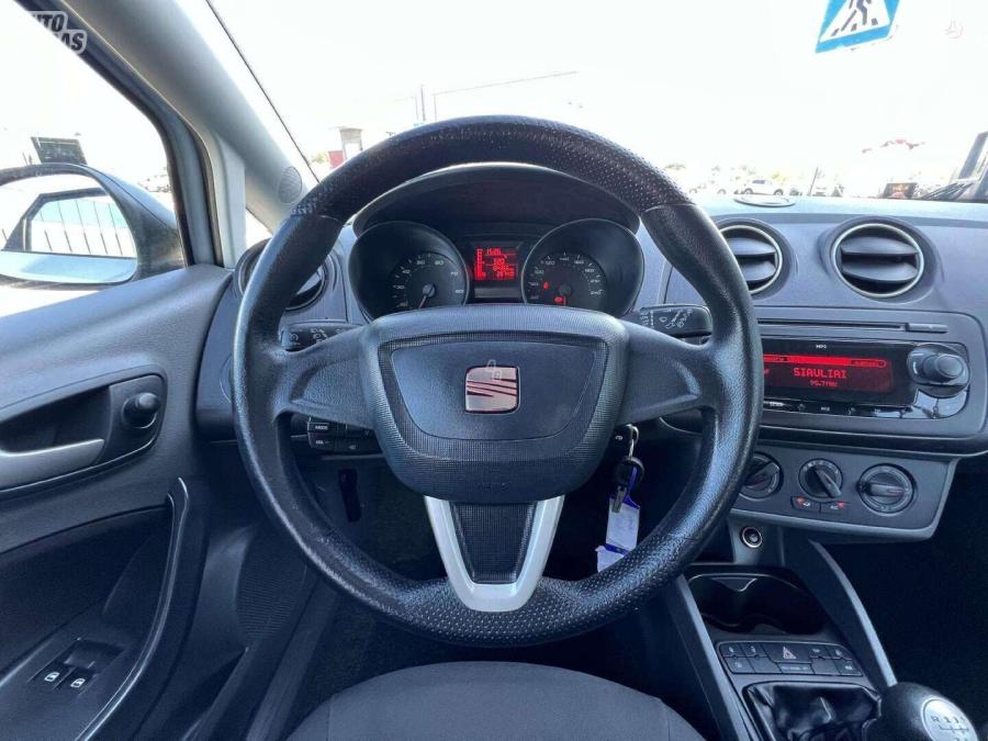 Pelēks SEAT Ibiza 2011 Šauļi, ar dzinēja tilpumu 1.20 L un nobraukumu 184 tūkst. km par 2800 €, foto 14 vietnē AUTOMOTO.COM.LV