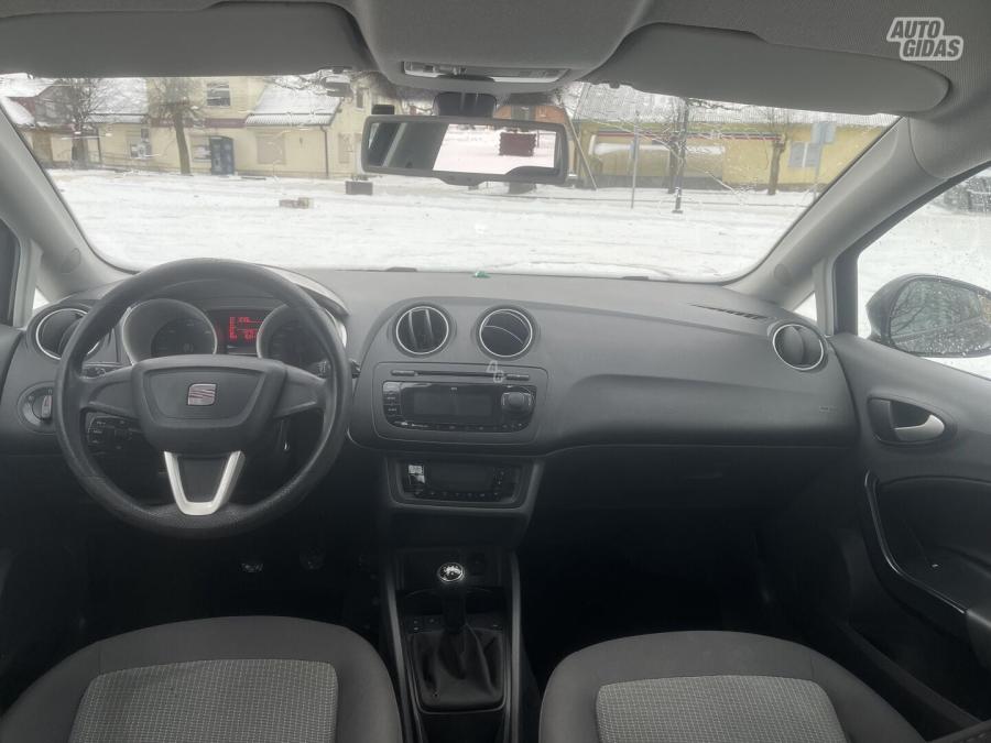 Pelēks SEAT Ibiza 2011 Šauļi, ar dzinēja tilpumu 1.20 L un nobraukumu 173 tūkst. km par 2850 €, foto 7 vietnē AUTOMOTO.COM.LV
