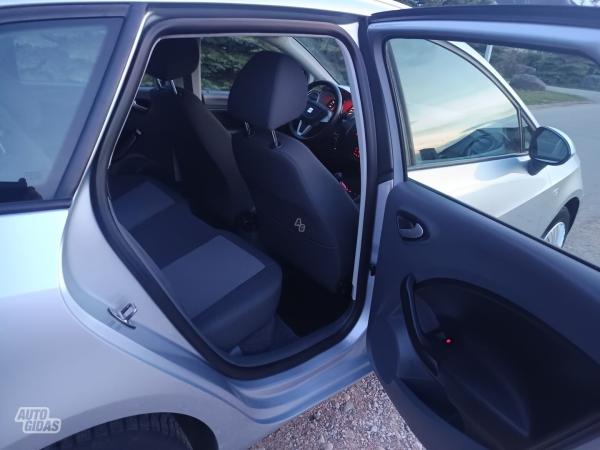 Pelēks SEAT Ibiza 2011 Marijampole, ar dzinēja tilpumu 1.60 L un nobraukumu 275 tūkst. km par 2900 €, foto 8 vietnē AUTOMOTO.COM.LV