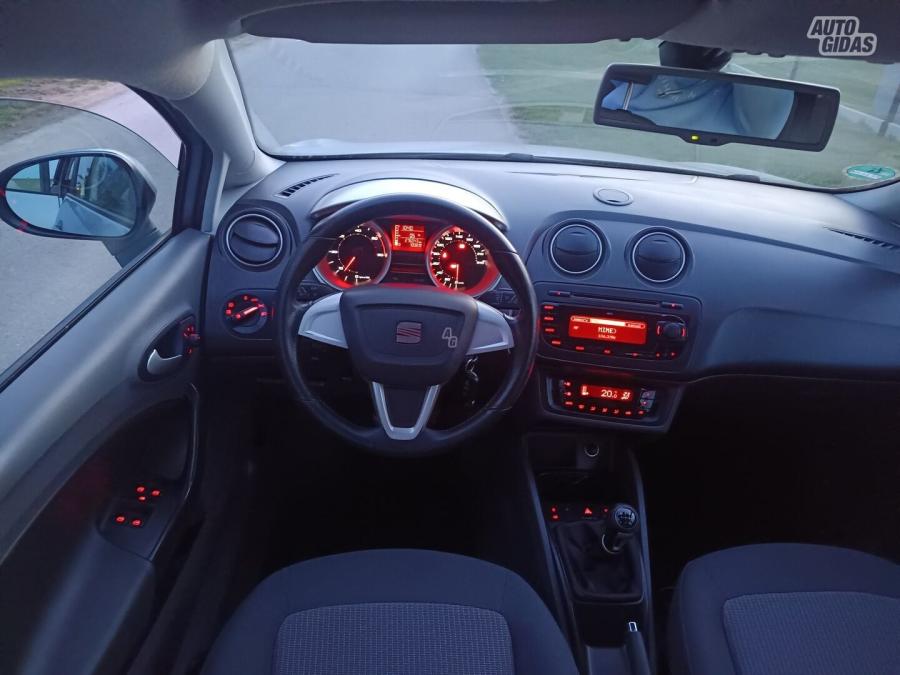Grey SEAT Ibiza 2011 in Marijampole, with an engine capacity of 1.60 L and mileage of 275 thousand km for 2900 €, photo 16 on AUTOMOTO.COM.LV