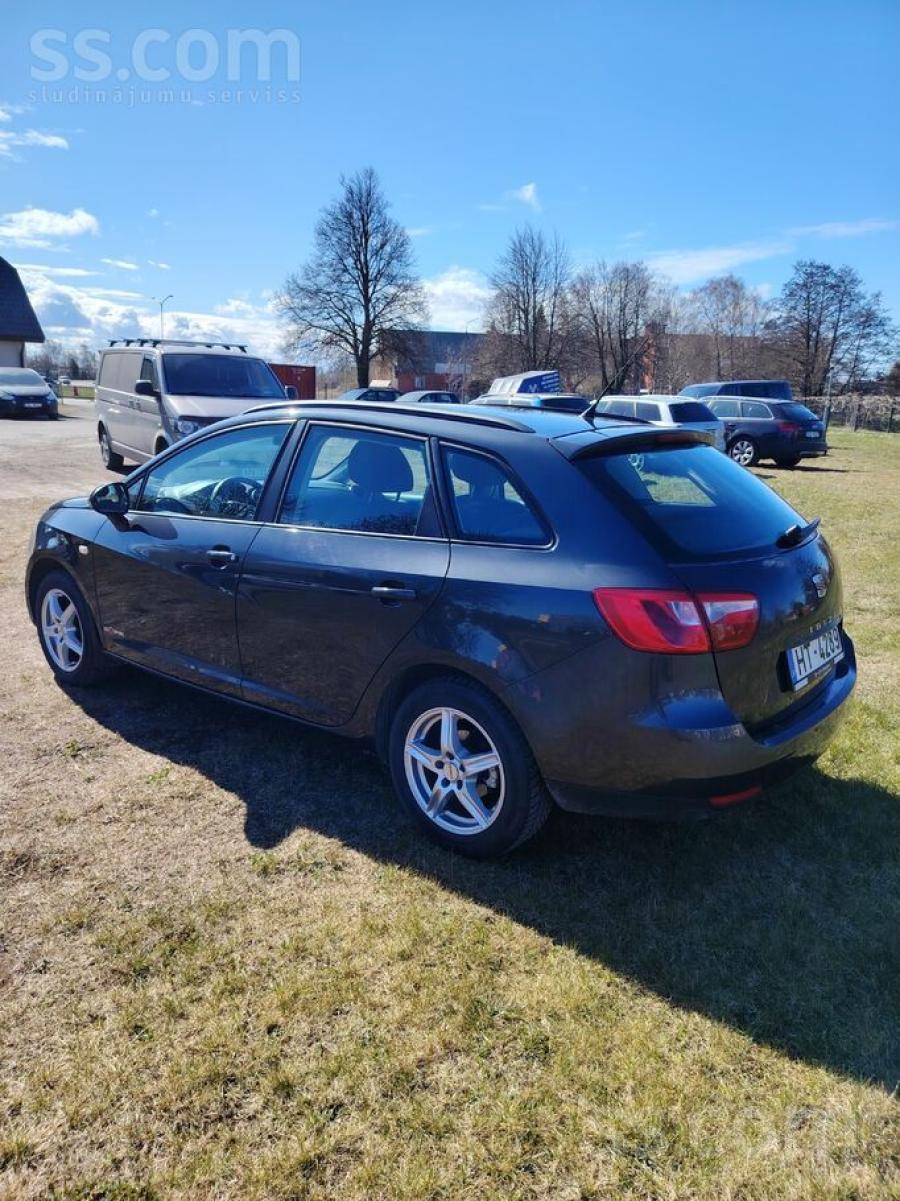 Pelēks SEAT Ibiza 2011 Ventspils, ar dzinēja tilpumu 1.40 L un nobraukumu 177 tūkst. km par 3200 €, foto 15 vietnē AUTOMOTO.COM.LV