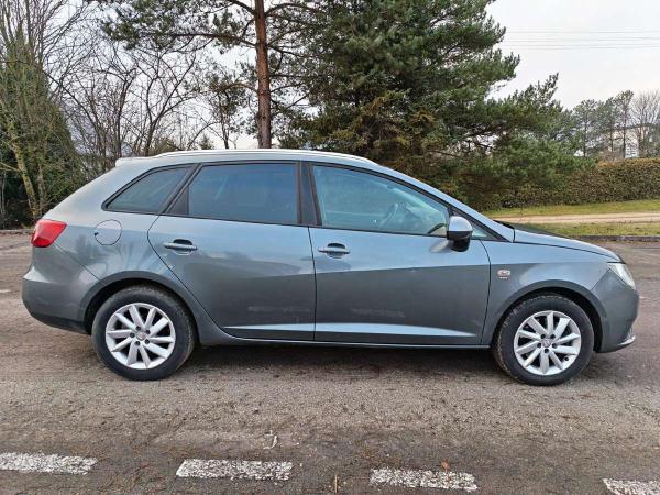 Grey SEAT Ibiza 2012 in Taurage, with an engine capacity of 1.60 L and mileage of 292 thousand km for 2400 €, photo 2 on AUTOMOTO.COM.LV