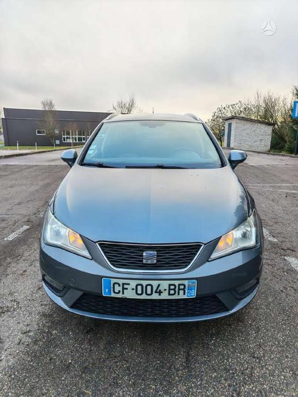Grey SEAT Ibiza 2012 in Taurage, with an engine capacity of 1.60 L and mileage of 292 thousand km for 2400 €, photo 4 on AUTOMOTO.COM.LV