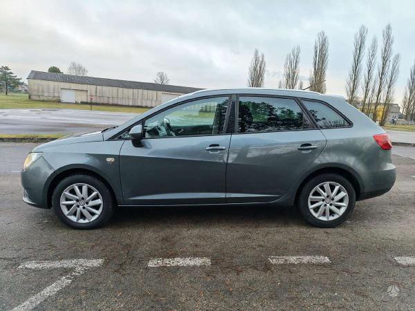 Grey SEAT Ibiza 2012 in Taurage, with an engine capacity of 1.60 L and mileage of 292 thousand km for 2400 €, photo 7 on AUTOMOTO.COM.LV