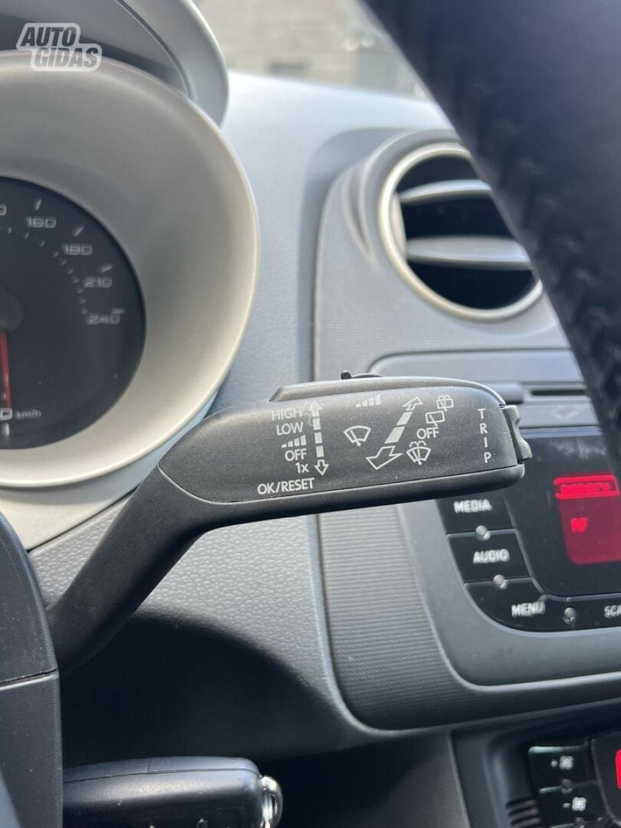 Grey SEAT Ibiza 2012 in Kedainiai, with an engine capacity of 1.60 L and mileage of 274 thousand km for 3650 €, photo 22 on AUTOMOTO.COM.LV