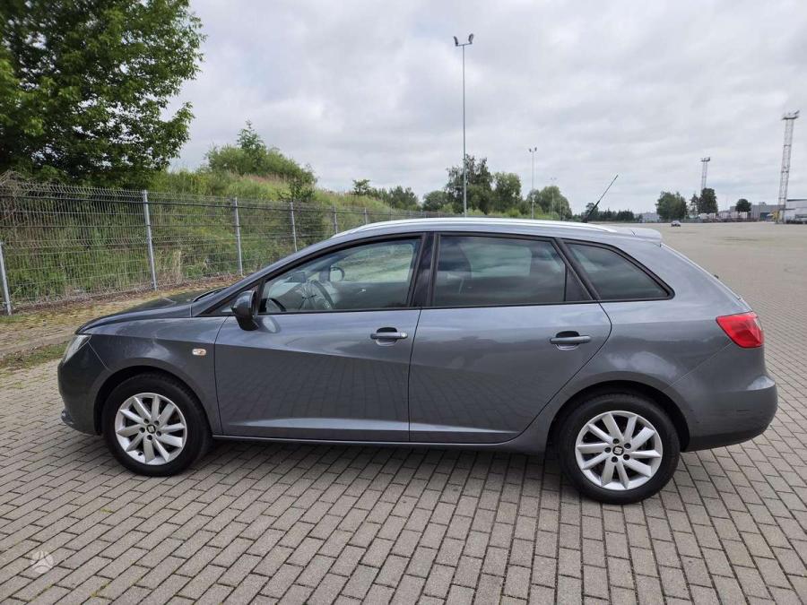 Pelēks SEAT Ibiza 2014 Marijampole, ar dzinēja tilpumu 1.60 L un nobraukumu 260 tūkst. km par 3999 €, foto 5 vietnē AUTOMOTO.COM.LV