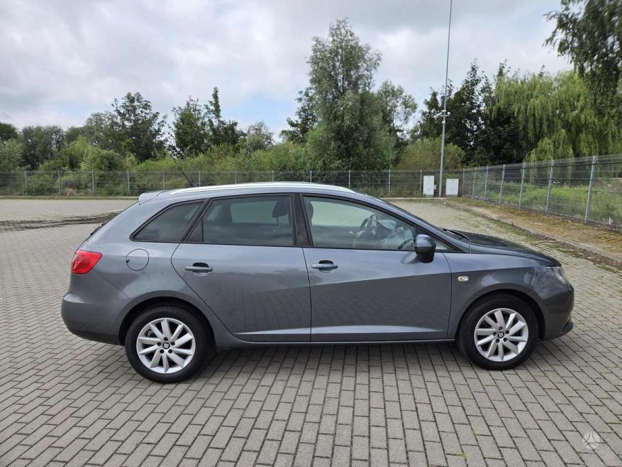 Pelēks SEAT Ibiza 2014 Marijampole, ar dzinēja tilpumu 1.60 L un nobraukumu 260 tūkst. km par 3999 €, foto 6 vietnē AUTOMOTO.COM.LV