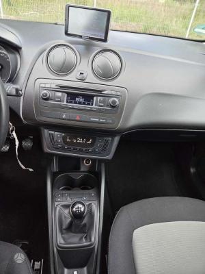 Pelēks SEAT Ibiza 2014 Marijampole, ar dzinēja tilpumu 1.60 L un nobraukumu 260 tūkst. km par 3999 €, foto 17 vietnē AUTOMOTO.COM.LV