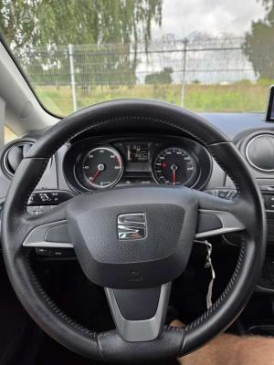 Pelēks SEAT Ibiza 2014 Marijampole, ar dzinēja tilpumu 1.60 L un nobraukumu 260 tūkst. km par 3999 €, foto 21 vietnē AUTOMOTO.COM.LV