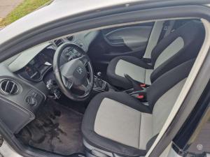 Pelēks SEAT Ibiza 2015 Kauņa, ar dzinēja tilpumu 1.20 L un nobraukumu 199 tūkst. km par 3500 €, foto 12 vietnē AUTOMOTO.COM.LV