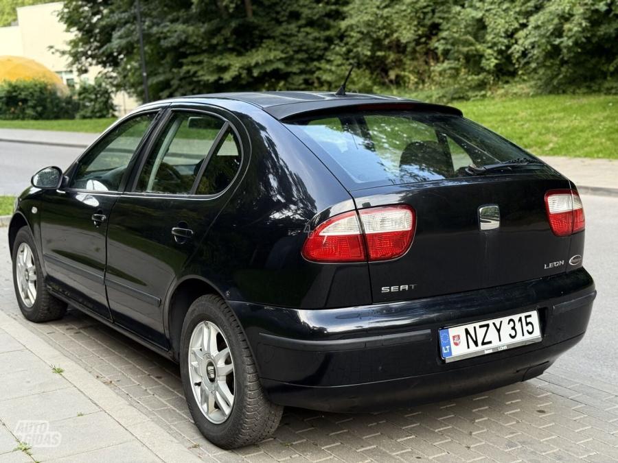 SEAT Ibiza 1999 in Vilnius, with an engine capacity of 1.60 L and mileage of 261 thousand km for 450 €, photo 1 on AUTOMOTO.COM.LV