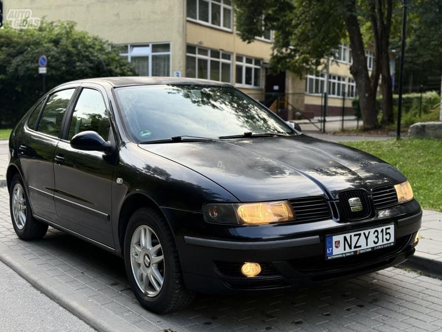 SEAT Ibiza 1999 in Vilnius, with an engine capacity of 1.60 L and mileage of 261 thousand km for 450 €, photo 4 on AUTOMOTO.COM.LV