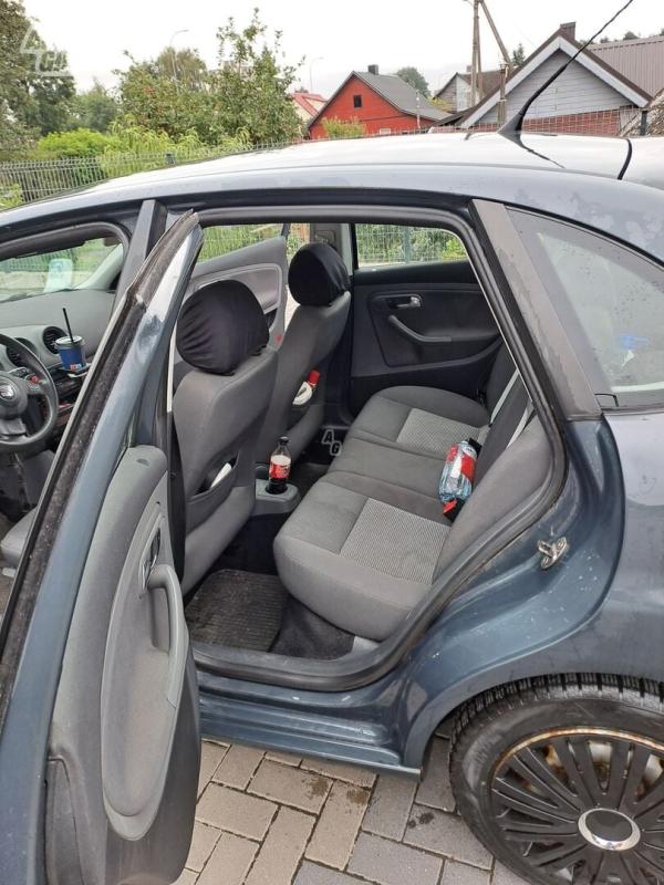 SEAT Ibiza 2006 in Ukmerge, with an engine capacity of 1.40 L and mileage of 167 thousand km for 1000 €, photo 8 on AUTOMOTO.COM.LV