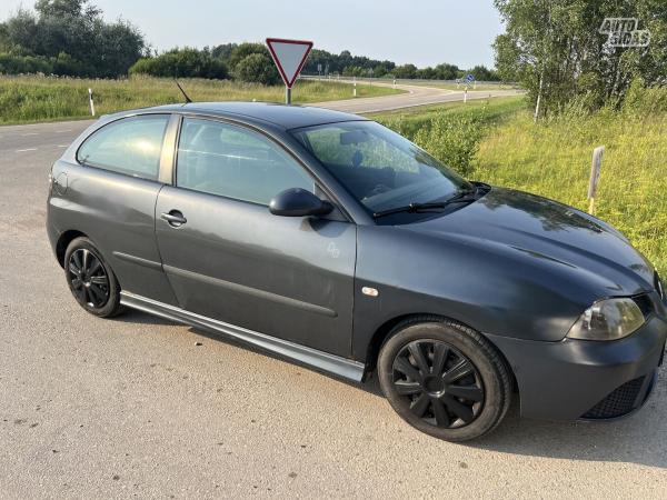 SEAT Ibiza 2008 Šauļi, ar dzinēja tilpumu 1.40 L un nobraukumu 275 tūkst. km par 700 €, foto 2 vietnē AUTOMOTO.COM.LV