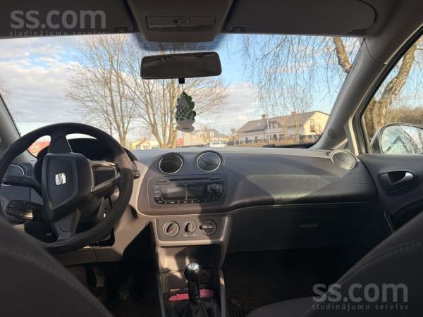SEAT Ibiza 2009 in Saldus, with an engine capacity of 1.40 L and mileage of 355 thousand km for 2100 €, photo 5 on AUTOMOTO.COM.LV