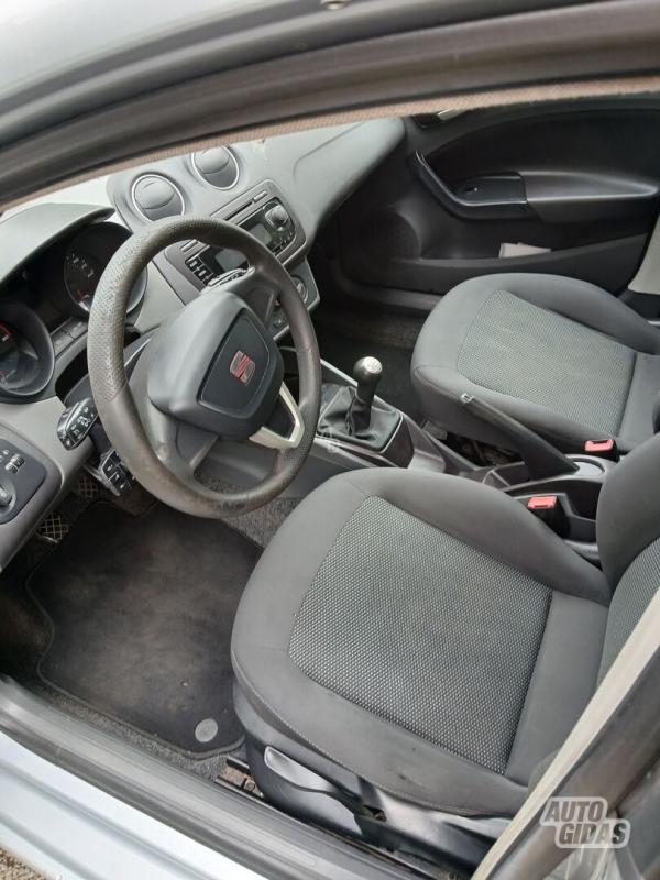 SEAT Ibiza 2010 in Pakruojis, with an engine capacity of 1.40 L and mileage of 197 thousand km for 1750 €, photo 5 on AUTOMOTO.COM.LV