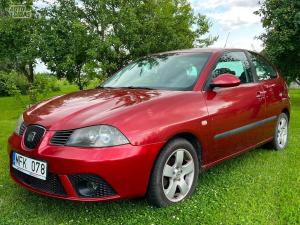 Red SEAT Ibiza 2008 in Ariogala, with an engine capacity of 1.60 L and mileage of 224 thousand km for 700 €, photo  on AUTOMOTO.COM.LV