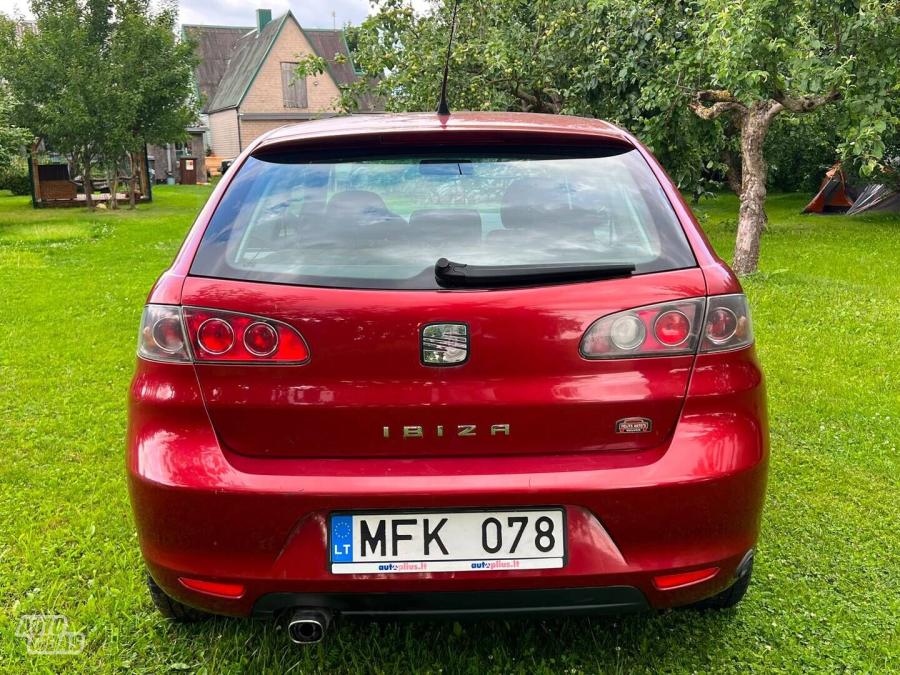 Red SEAT Ibiza 2008 in Ariogala, with an engine capacity of 1.60 L and mileage of 224 thousand km for 700 €, photo 4 on AUTOMOTO.COM.LV