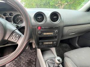 Red SEAT Ibiza 2008 in Ariogala, with an engine capacity of 1.60 L and mileage of 224 thousand km for 700 €, photo 8 on AUTOMOTO.COM.LV