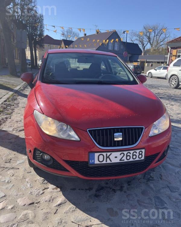 Red SEAT Ibiza 2009 in Jelgava, with an engine capacity of 1.40 L and mileage of 191 thousand km for 2300 €, photo 2 on AUTOMOTO.COM.LV