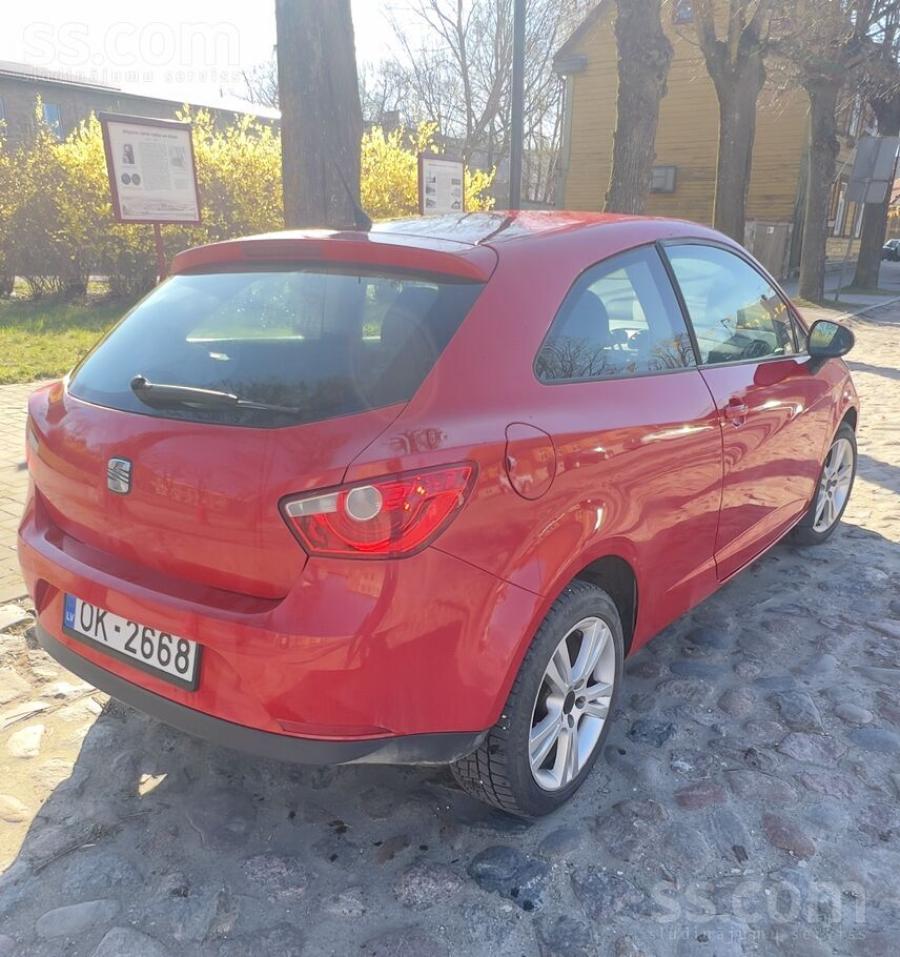 Sarkans SEAT Ibiza 2009 Jelgava, ar dzinēja tilpumu 1.40 L un nobraukumu 191 tūkst. km par 2300 €, foto 5 vietnē AUTOMOTO.COM.LV
