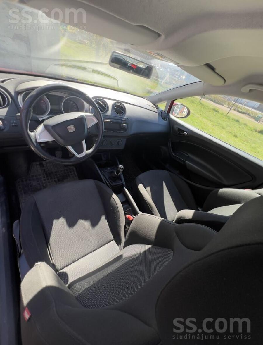 Sarkans SEAT Ibiza 2009 Jelgava, ar dzinēja tilpumu 1.40 L un nobraukumu 191 tūkst. km par 2300 €, foto 9 vietnē AUTOMOTO.COM.LV