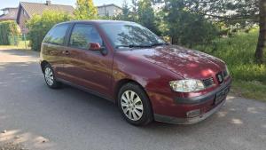Red SEAT Ibiza 2001 in Marijampole, with an engine capacity of 1.60 L and mileage of 135 thousand km for 850 €, photo  on AUTOMOTO.COM.LV