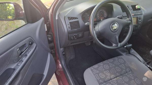 Red SEAT Ibiza 2001 in Marijampole, with an engine capacity of 1.60 L and mileage of 135 thousand km for 850 €, photo 6 on AUTOMOTO.COM.LV