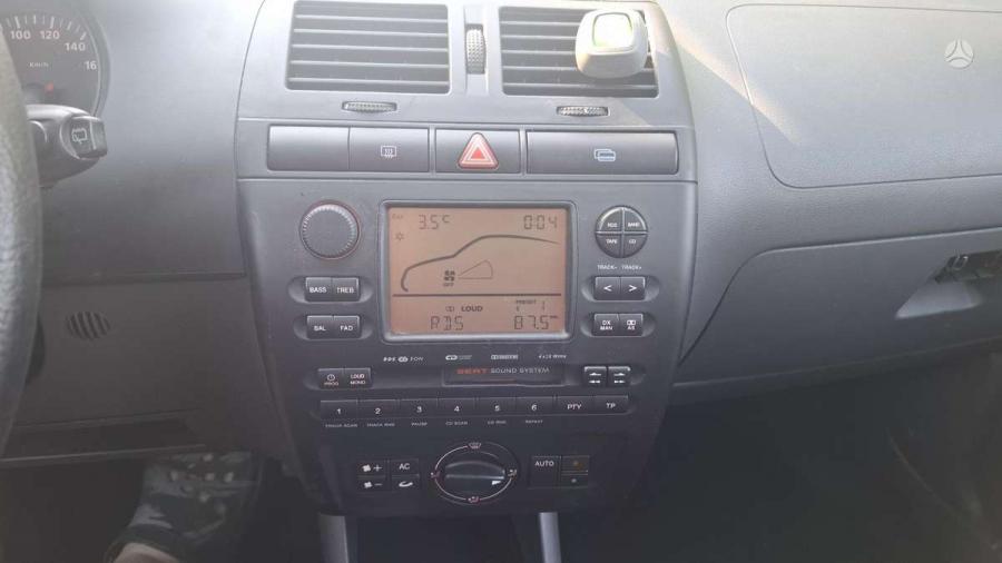 Red SEAT Ibiza 2001 in Marijampole, with an engine capacity of 1.60 L and mileage of 135 thousand km for 850 €, photo 11 on AUTOMOTO.COM.LV