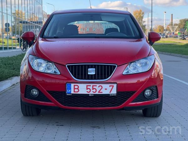 Red SEAT Ibiza 2009 in Rezekne, with an engine capacity of 1.40 L and mileage of 226 thousand km for 2995 €, photo 1 on AUTOMOTO.COM.LV