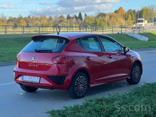 Red SEAT Ibiza 2009 in Rezekne, with an engine capacity of 1.40 L and mileage of 226 thousand km for 2995 €, photo 7 on AUTOMOTO.COM.LV
