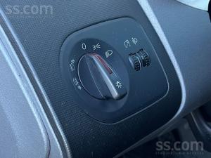 Sarkans SEAT Ibiza 2009 Rēzekne, ar dzinēja tilpumu 1.40 L un nobraukumu 226 tūkst. km par 2995 €, foto 14 vietnē AUTOMOTO.COM.LV