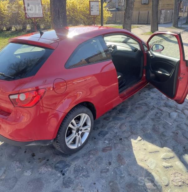 Sarkans SEAT Ibiza 2009 Jelgava, ar dzinēja tilpumu 1.40 L un nobraukumu 192 tūkst. km par 2000 €, foto 4 vietnē AUTOMOTO.COM.LV