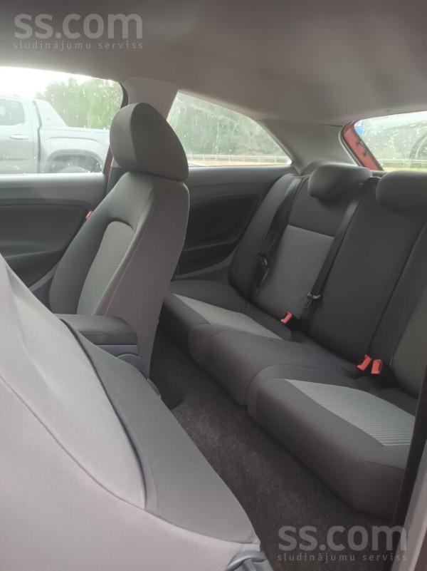 Red SEAT Ibiza 2010 in Jekabpils, with an engine capacity of 1.60 L and mileage of 204 thousand km for 2700 €, photo 7 on AUTOMOTO.COM.LV