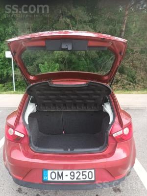 Red SEAT Ibiza 2010 in Jekabpils, with an engine capacity of 1.60 L and mileage of 204 thousand km for 2700 €, photo 10 on AUTOMOTO.COM.LV